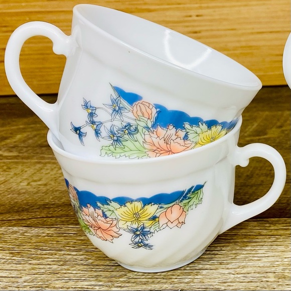Vintage | Kitchen | Pair Of 2 Vintage White Milk Glass Teacup France ...
